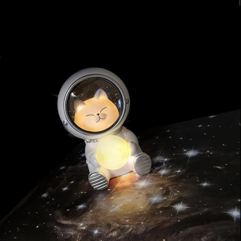 Adorable 'Astronaut Cat Night Lamp' | Cozy Work Desk Light – Meowgicians™
