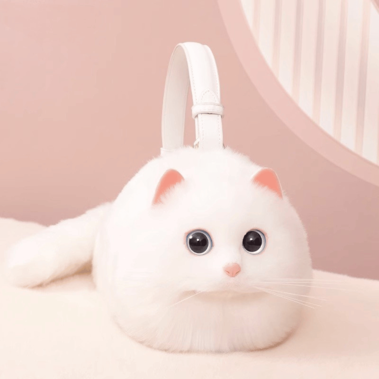 Amazingly real fluffy cat handbag - Handbag that 99% like a Real Cat ...