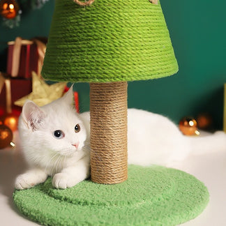Beautiful design Christmas tree scratching post for cat – Meowgicians™