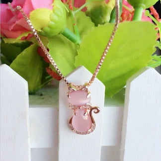 Pink stone lovely cat necklace with zircon – Meowgicians™